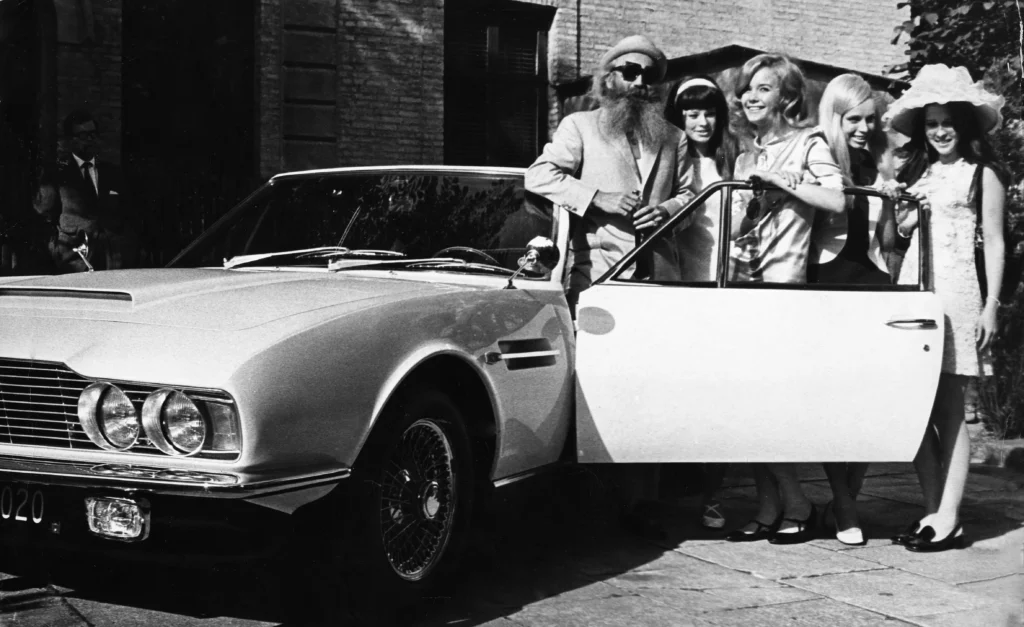 Simon Spies skaber kø ved håndvasken i mediedanmark